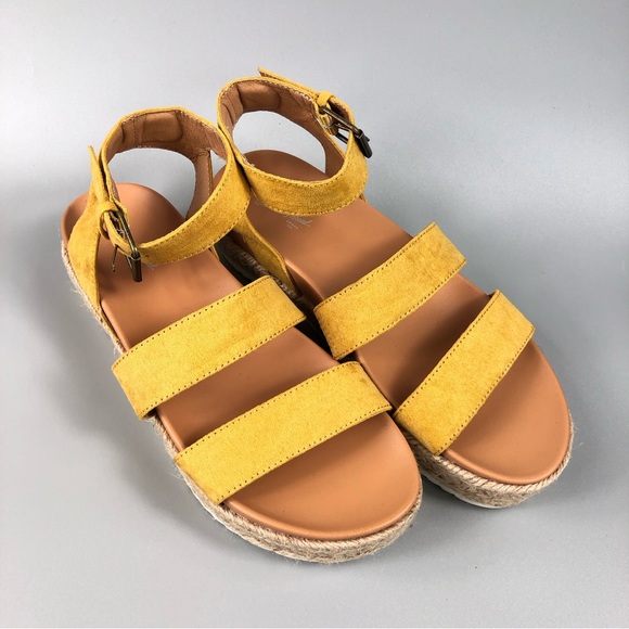 Universal Thread | Shoes | Universal Thread Womens Chunky Platform ...